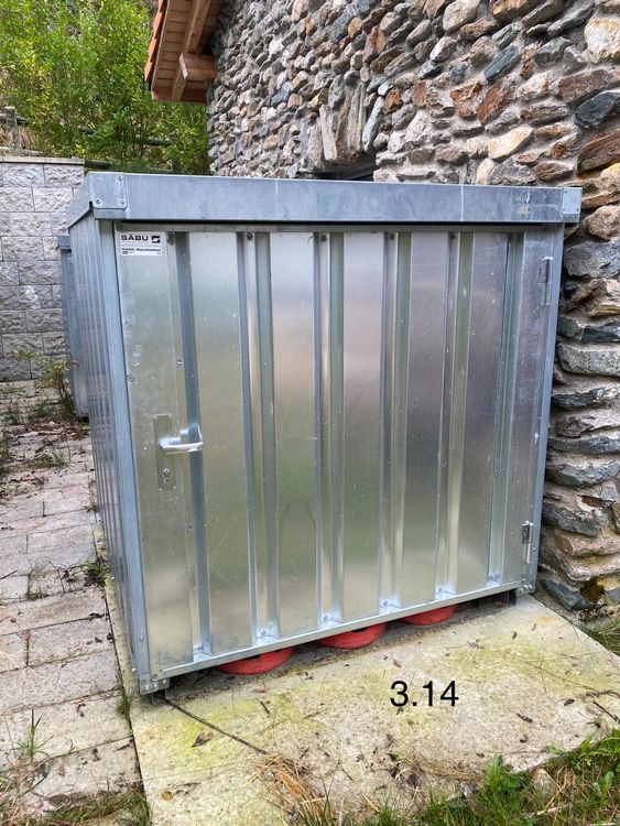 1 Container (Lot 49) Standort 8618 Oetwil am See (Gebraucht) in ...