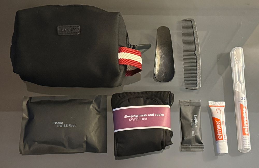 Bally Swiss First Class Amenity Kit, Necessaire (Neu und ...