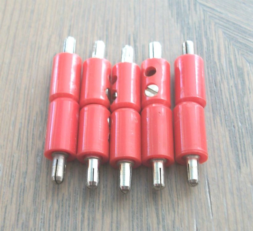 Mod.bau-Stecker (alte Generation), rot (Gebraucht) in St. Moritz für ...