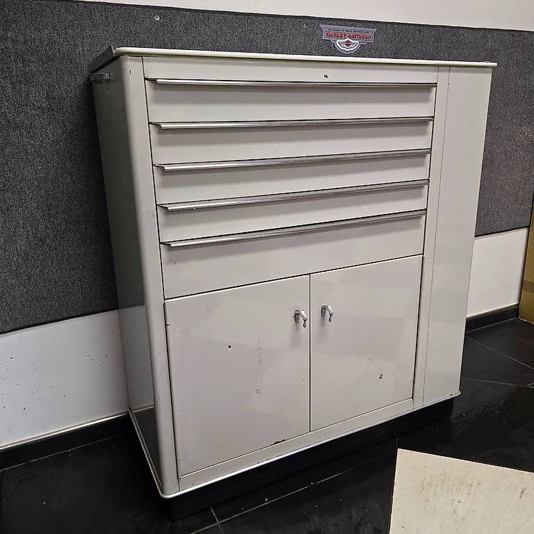 BAISCH Medizinal-Schrank ca. BJ 1960: 100x 91 x 42 (Gebraucht) in ...