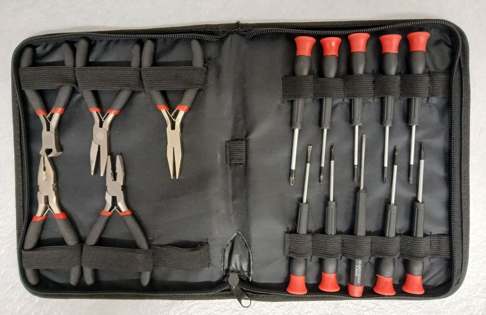 Werkzeugset Präzisions-Schraubenzieher & Zangen-Set (Gebraucht) in Weisslingen für CHF 3 – mit ...