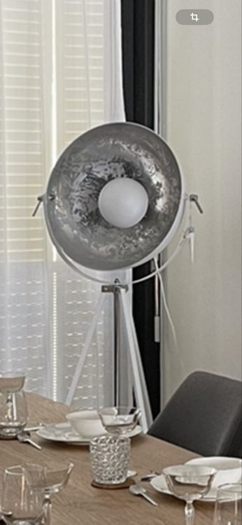 Stehlampe, weiss/silber (Gebraucht) in Zürich für CHF 69 – nur Abholung auf Ricardo kaufen