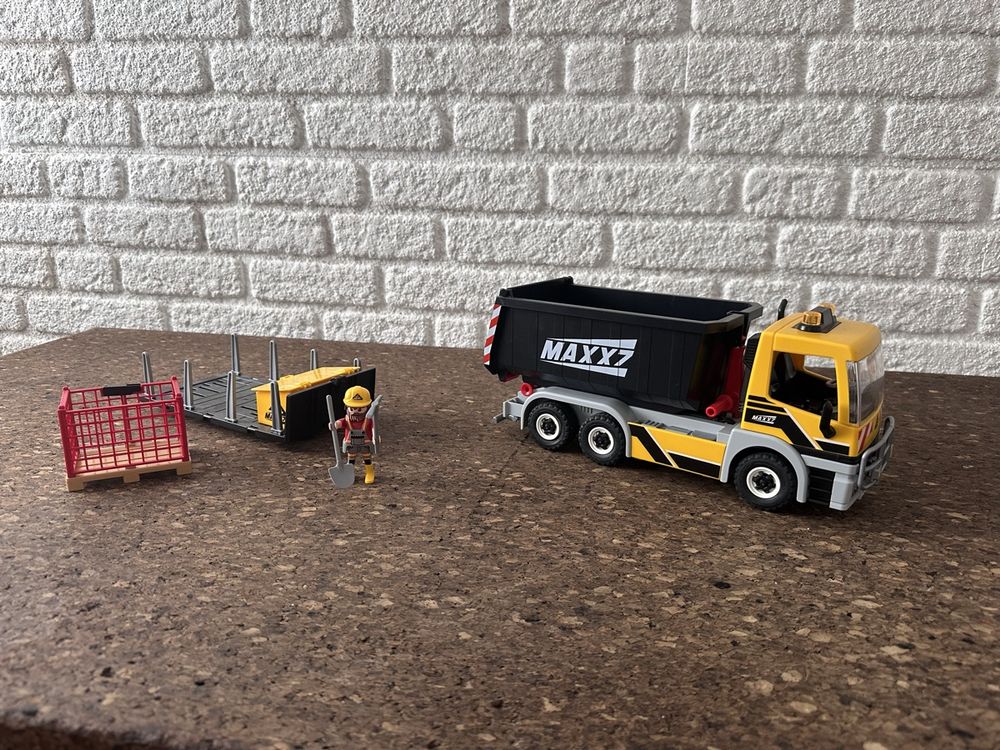 Playmobil 70444 LKW mit Wechselaufbau (Gebraucht) in Olten für CHF 25 – mit Lieferung auf ...