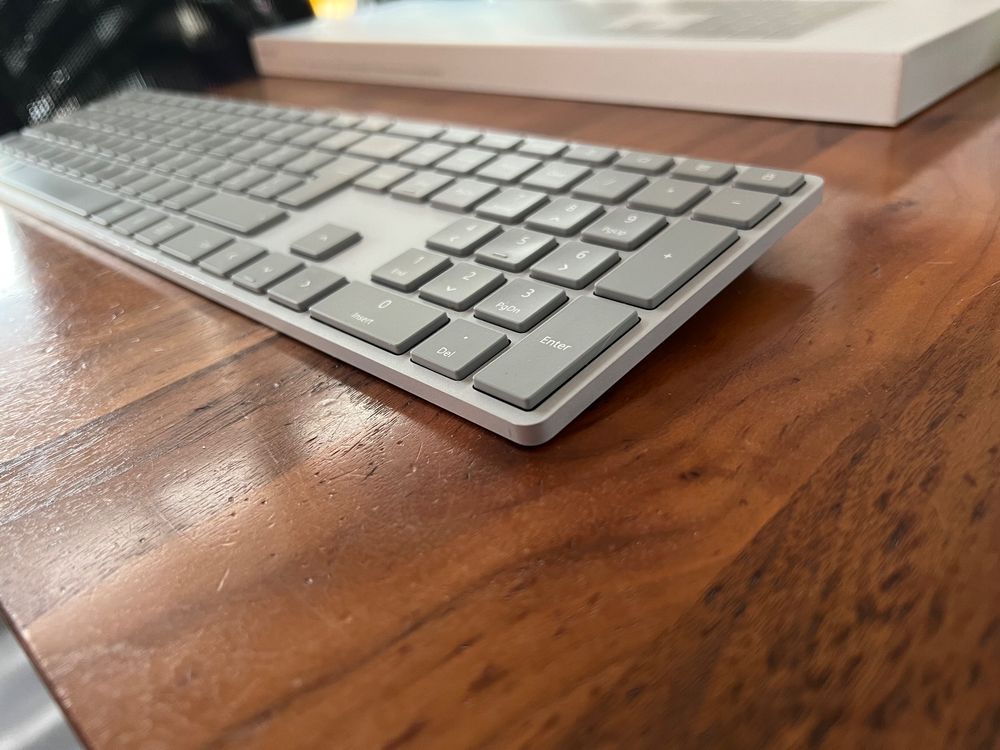 Microsoft Modern Keyboard mit Fingerprint ID | Kaufen auf Ricardo
