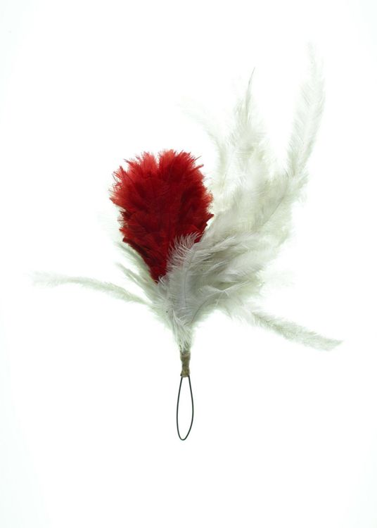 plumet ancien rouge blanc (D'occasion) à Biel-Bienne pour CHF 9 – avec ...