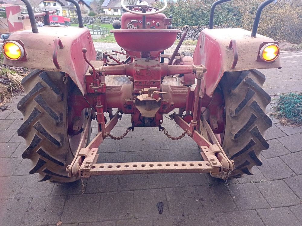 Oldtimer Traktor Scheunenfund IHC D217 Standard (Gebraucht) in ...