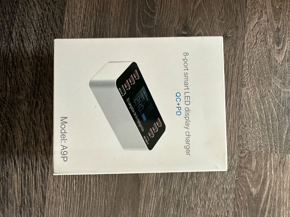 8 port Smart LED Charger | Kaufen auf Ricardo