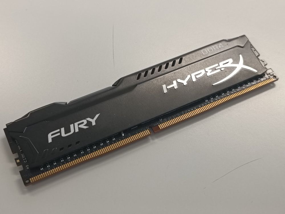 8GB HyperX Fury DDR4-2400 CL 15 (Gebraucht) in Schlieren für CHF 12 ...