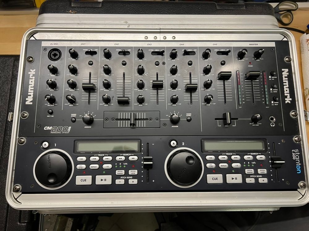 Mixer Numark + Double CD Player + Gator Case (Gebraucht) in Bavois für ...