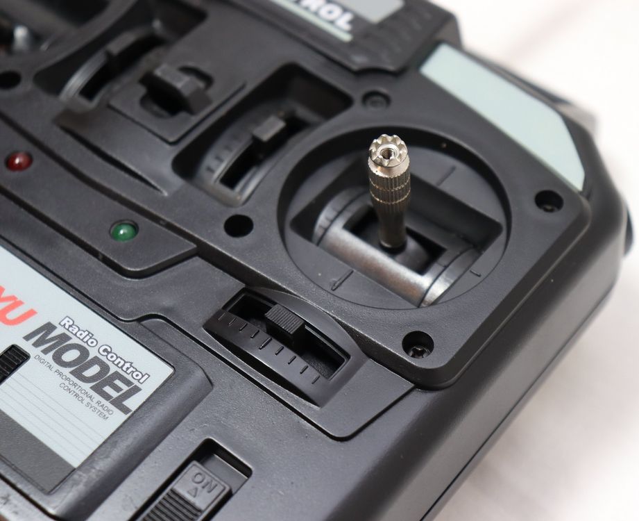 Lanyu Model 4-Kanal Fernsteuerung Mode2 27 MHz mit Empfänger (Gebraucht) in Frick für CHF 15 ...