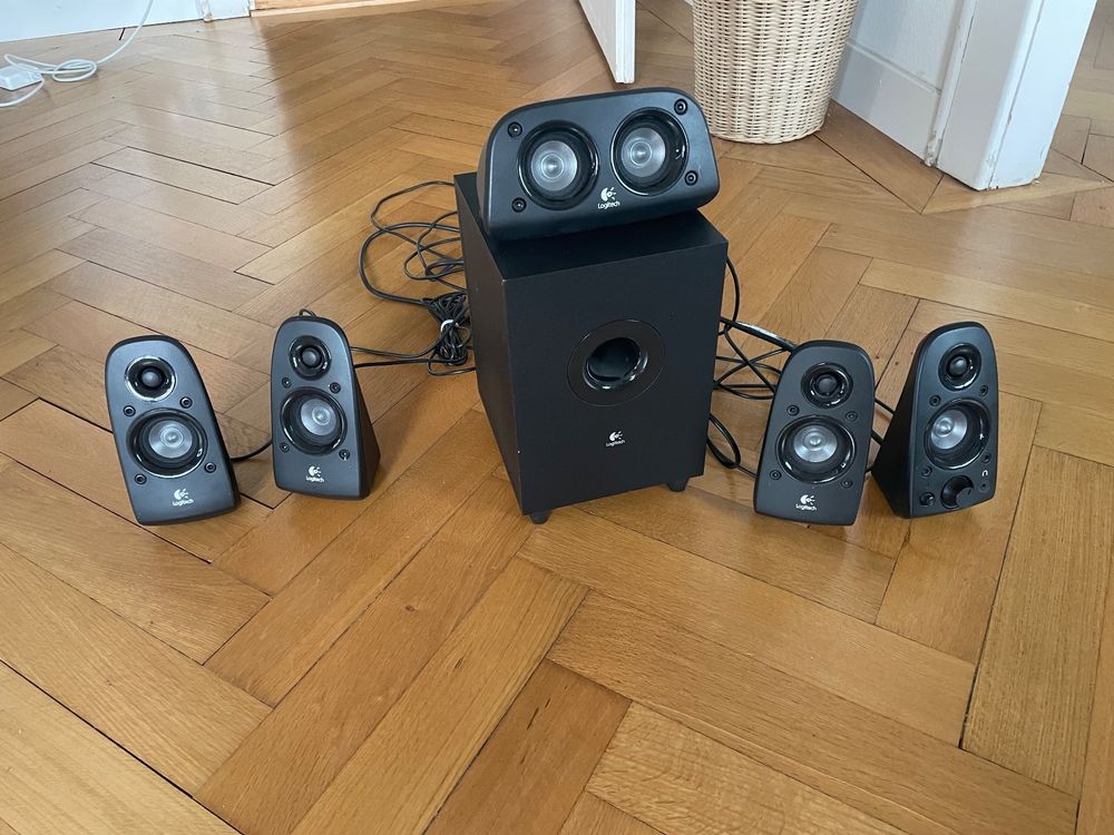 Logitech Surround Lautsprechersystem (Gebraucht) in Luzern für CHF 1 ...