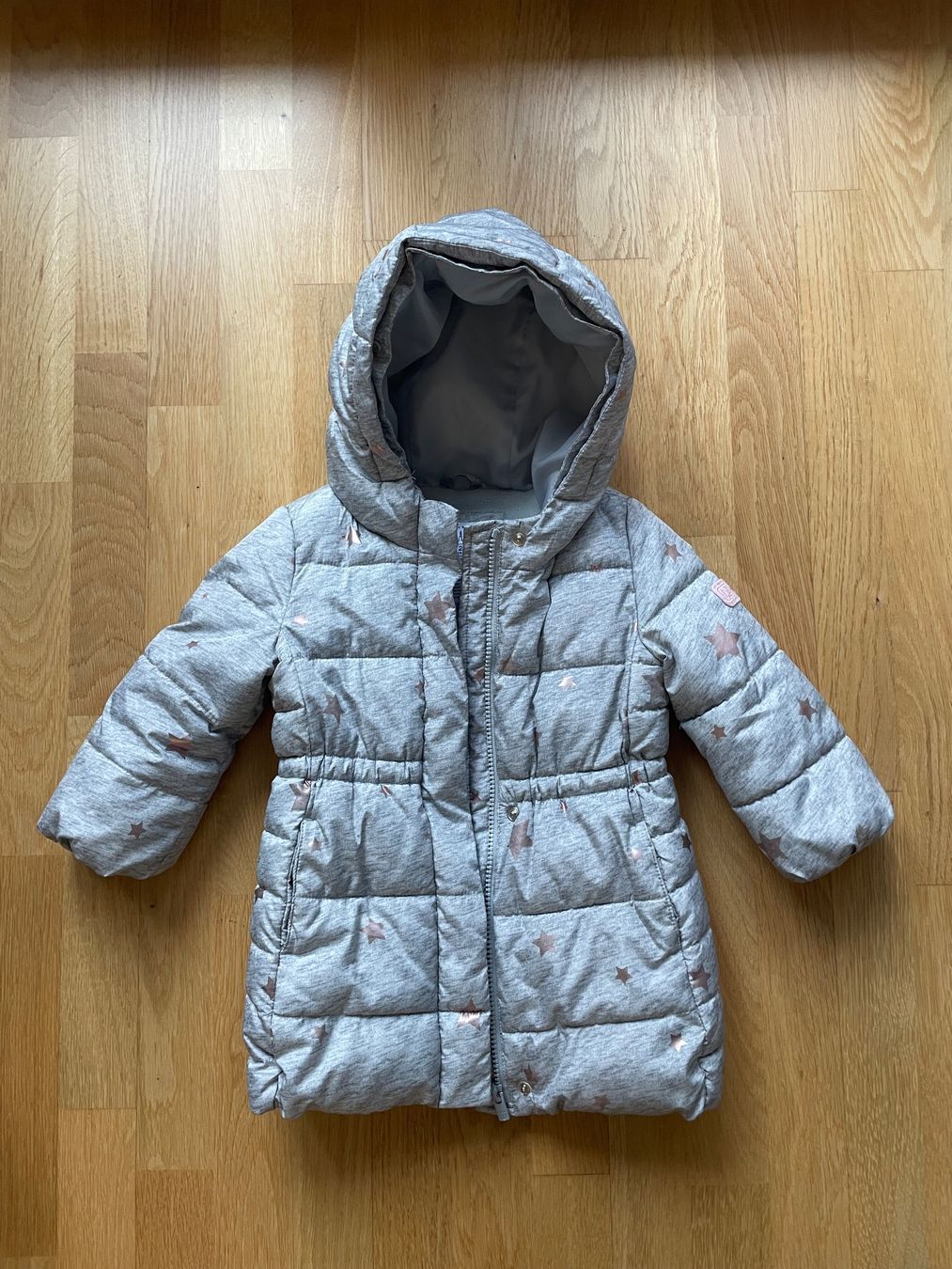 GAP winter jacket 2 ans 90 silver with stars (Gebraucht) in Zürich für ...