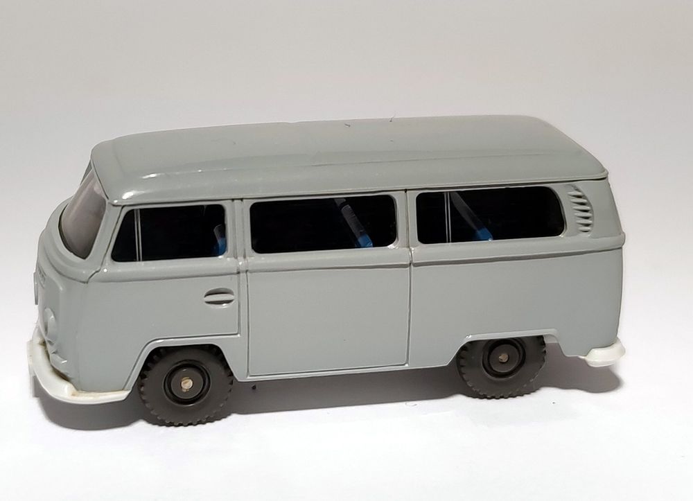 VW T2 Bus grau oder silbergrau Bus Wiking 1:87 (Gebraucht) in Wiebelskirchen für CHF 17.9 – mit ...