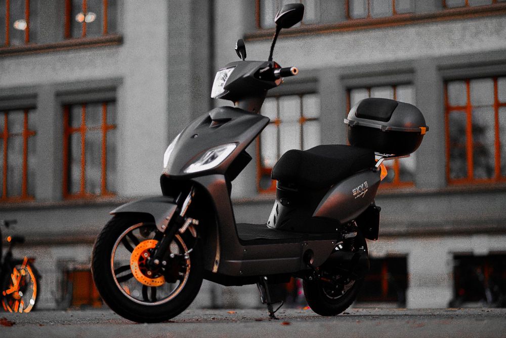 Elektro Roller Sky III Revolution (Gebraucht) in Reinach BL für CHF 3590 – mit Lieferung auf ...