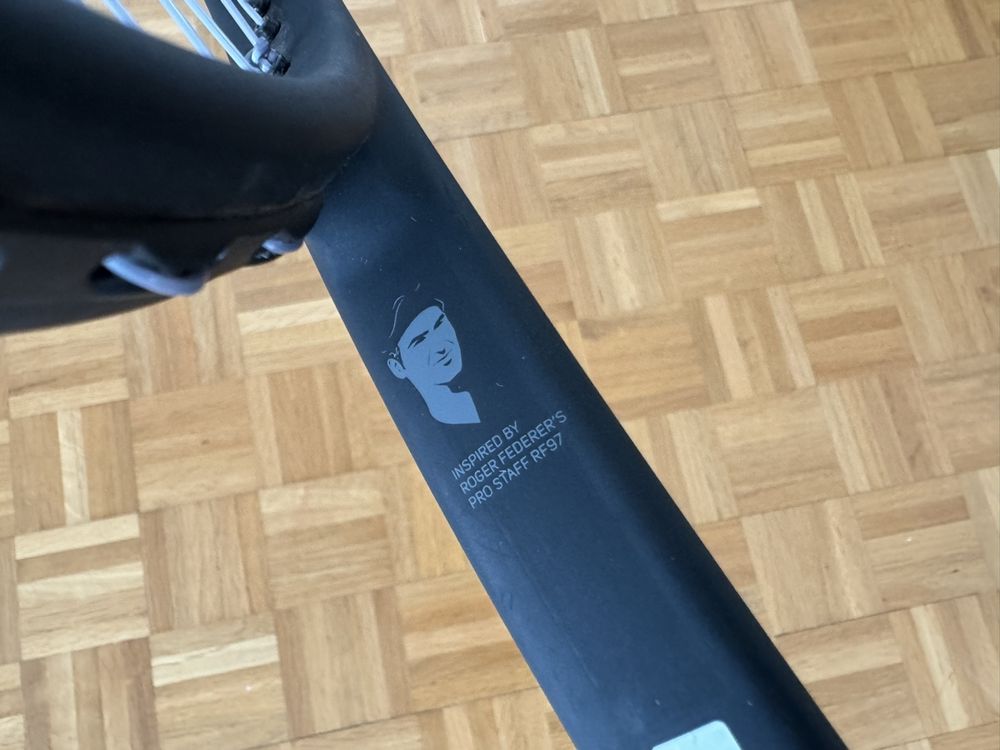Wilson Pro Staff 97LS v11.0 (Neu (gemäss Beschreibung)) in muttenz für CHF 60 – mit Lieferung ...