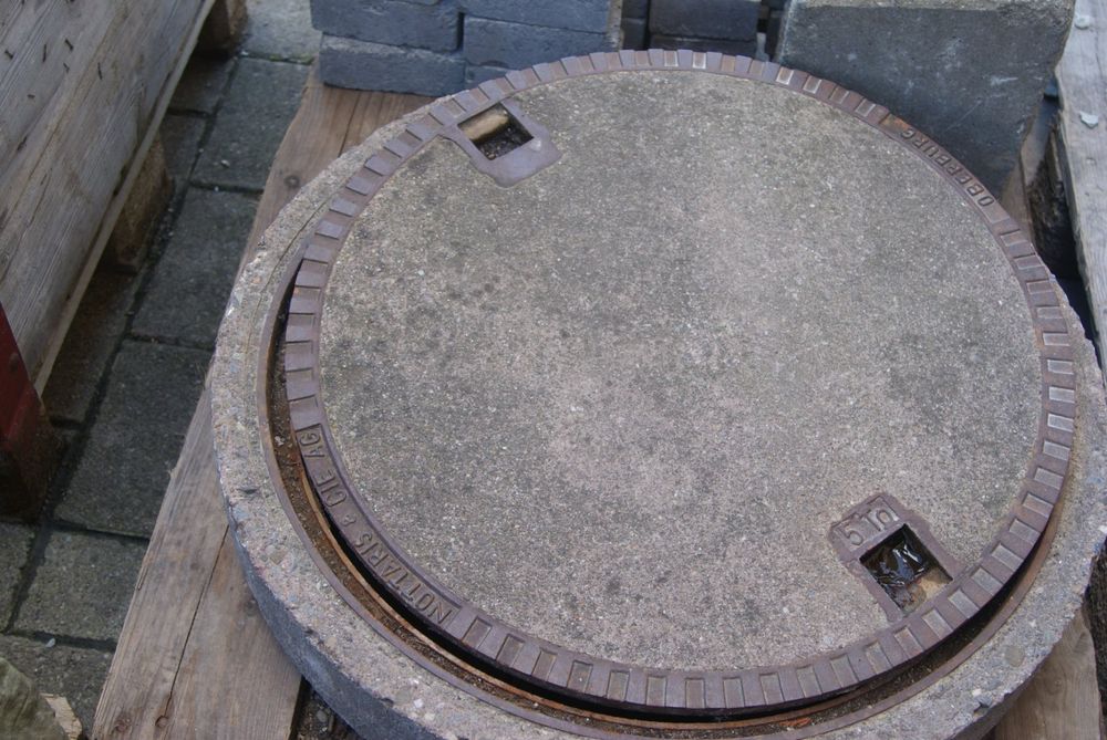 Schachtdeckel mit Ring | Kaufen auf Ricardo