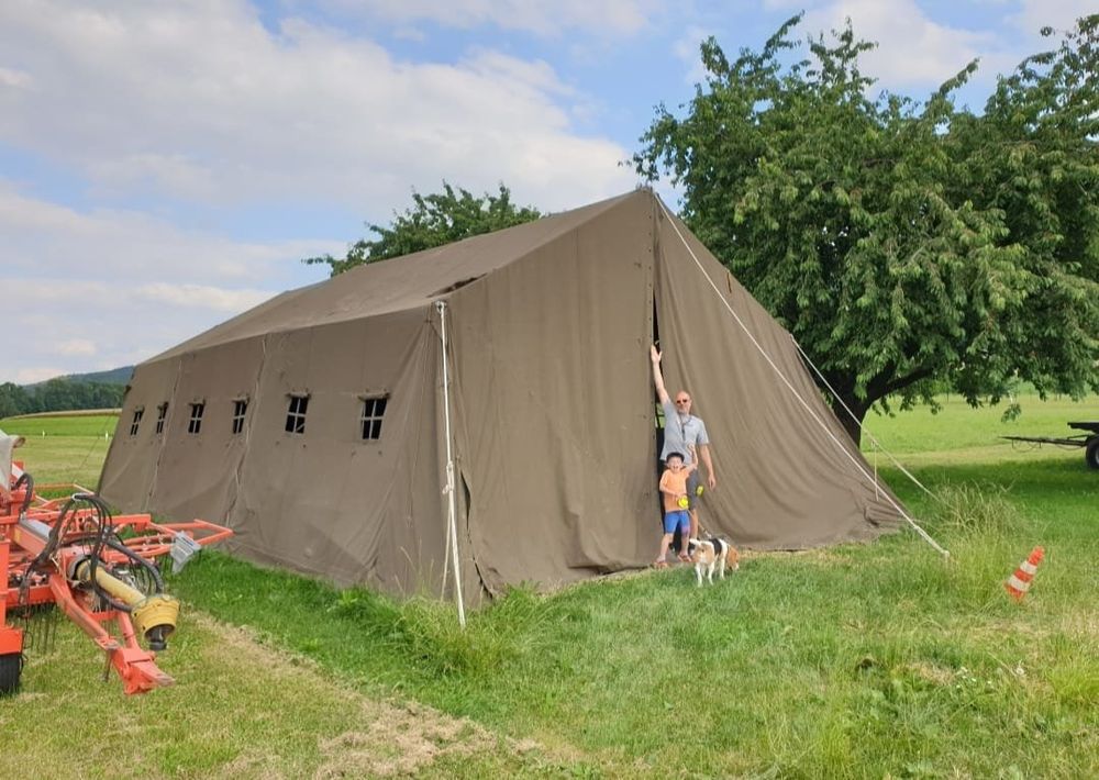 Militärzelt / Festzelt / Lagerzelt | Kaufen auf Ricardo