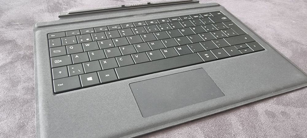 Surface Pro Type Cover (Gebraucht) in Frauenfeld für CHF 30 – mit ...