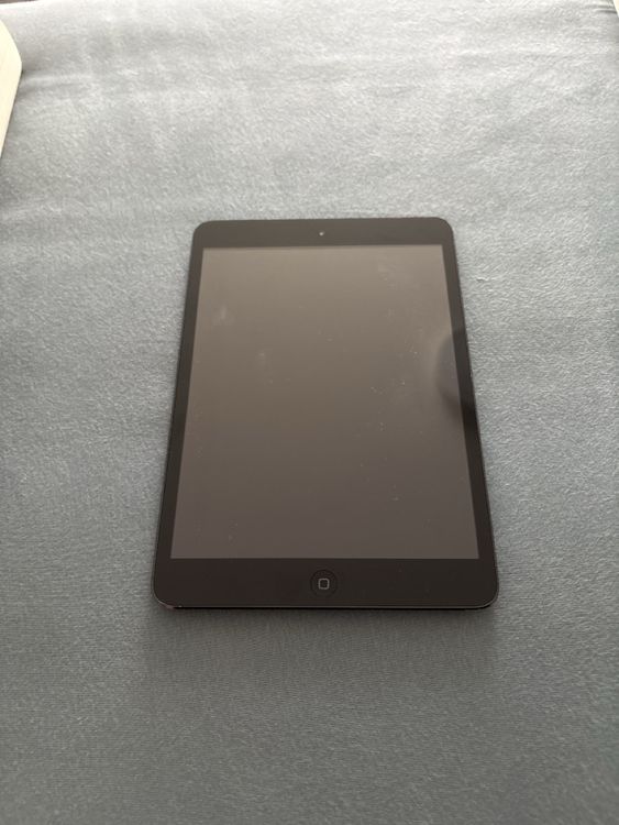 Apple iPad Mini 1th Gen. 16GB Wi-Fi, Schwarz - Top Zustand! (Gebraucht ...