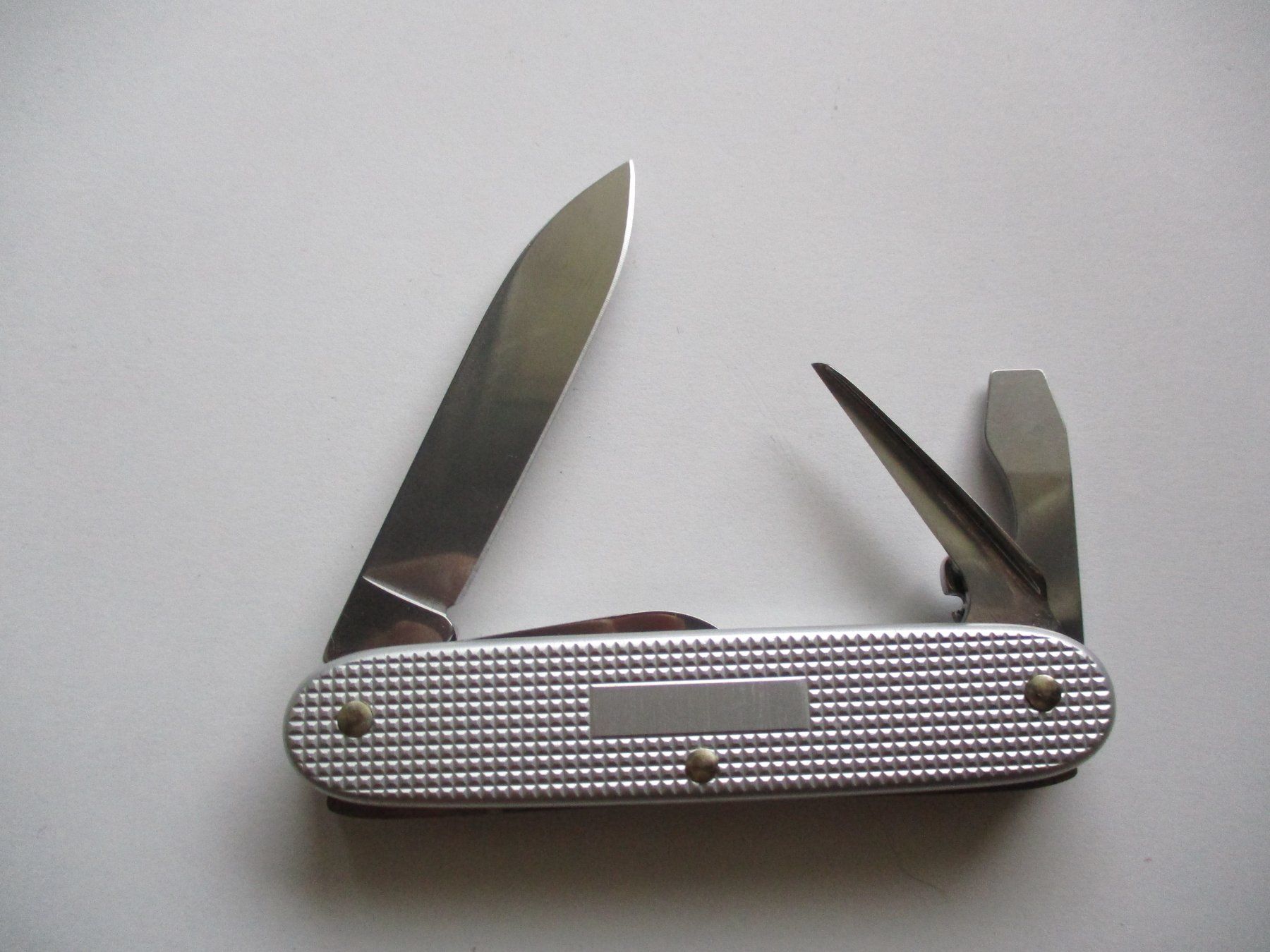 Couteau de poche Victorinox (D'occasion) à La Sarraz pour CHF 5 – avec ...