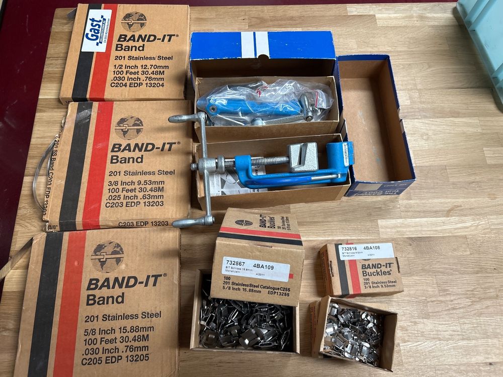BAND-IT Tool Set (Gebraucht) in Küttigen für CHF 100 – nur Abholung auf ...