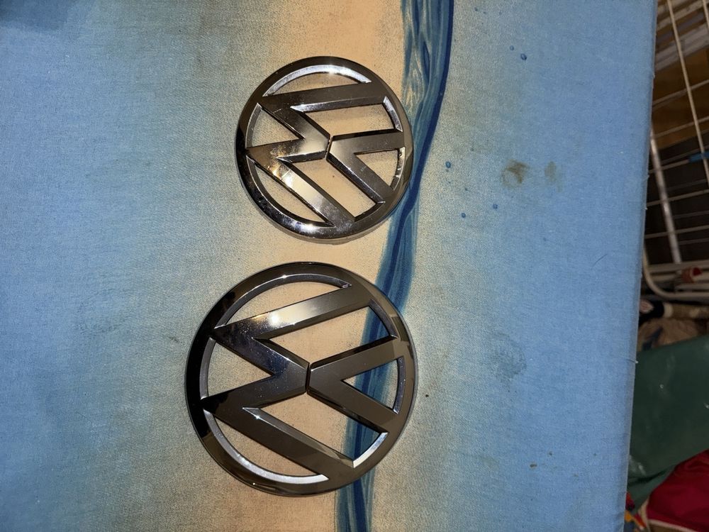 Vw Logo für Golf 7 hinten und vorne (Gebraucht) in für CHF 5 – mit ...