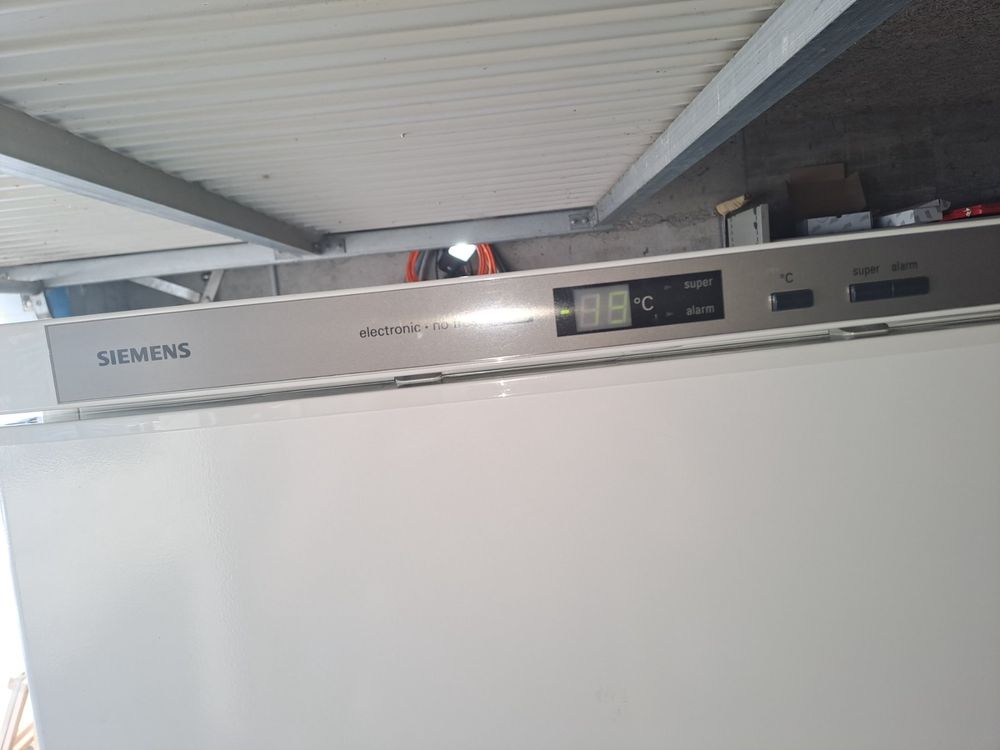 Siemens Tiefkühlschrank mit No Frost (Gebraucht) in Hintermoos für CHF ...