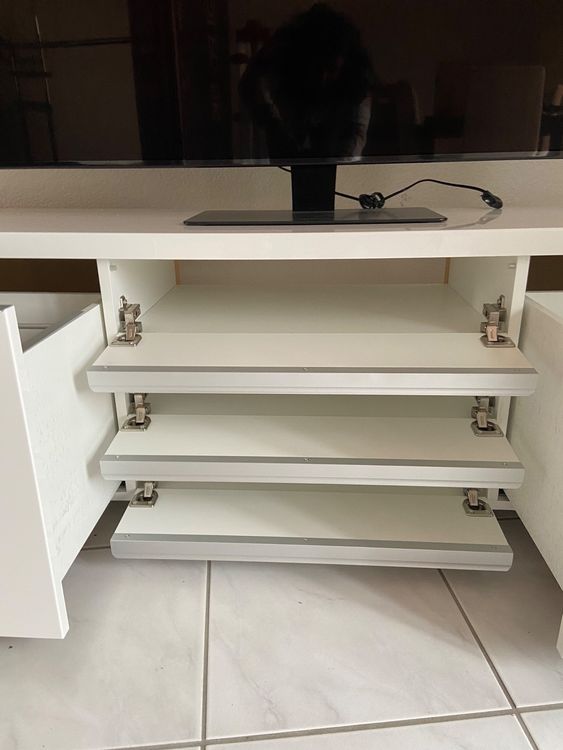 TV Möbel weiss (Gebraucht) in Rothrist für CHF 50 – nur Abholung auf ...