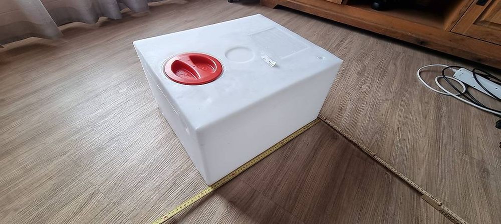 Wassertank (Gebraucht) in Cham für CHF 65 – mit Lieferung auf Ricardo ...