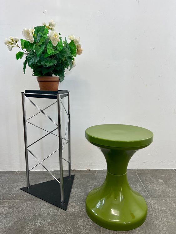 70/80 Jahre Design Tulpenfuss Kunststoff Hocker Germany | Kaufen auf ...