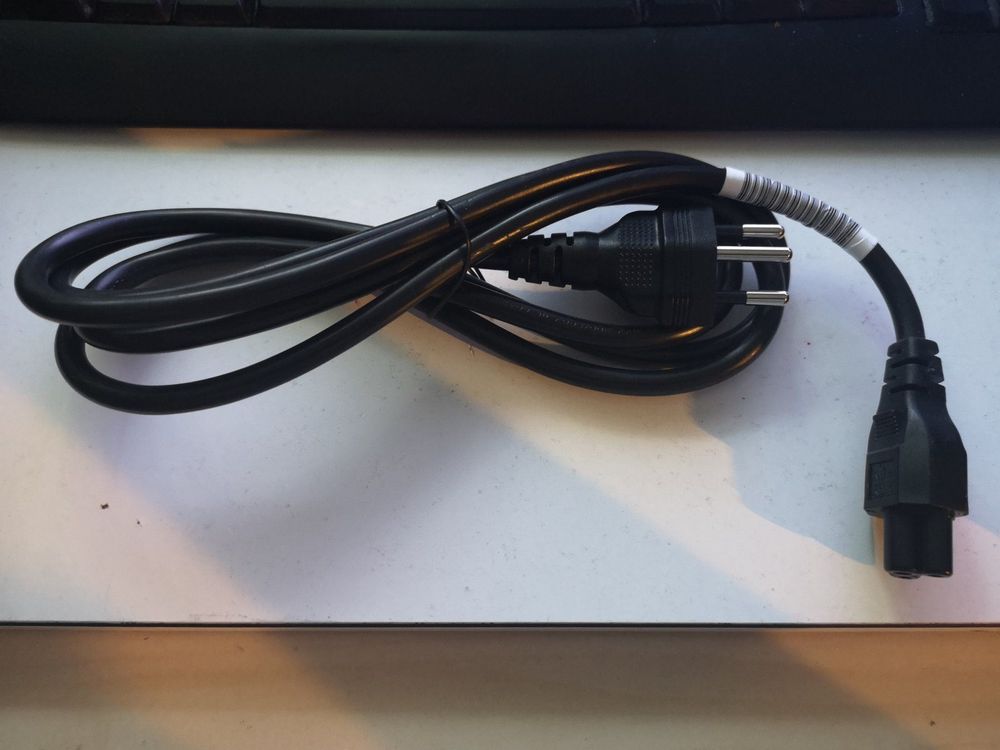 220V CH Netzkabel (Mickey / Kleeblatt) (Neu (gemäss Beschreibung)) in ...