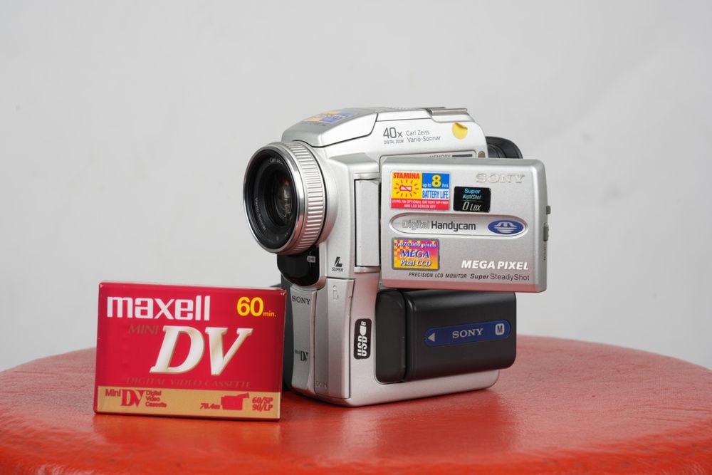 Sony Handycam Videokamera Retro DCR-PC110 mini DV (Gebraucht) in Meilen für CHF 173 – mit ...