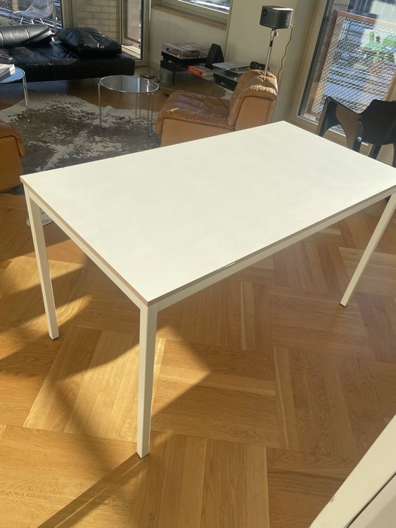 Schlichter, weisser Tisch von Reinhard, Swiss Made | Kaufen auf Ricardo