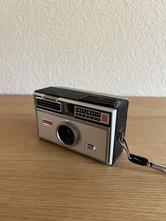 Vintage Kodak Instamatic 100 Kamera - Sammlerstück! (Gebraucht) in ...