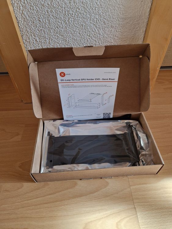 EKWB vertical GPU mount PCIe 4.0 (Neu (gemäss Beschreibung)) in ...