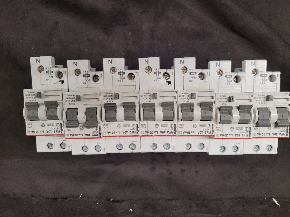 7er Set ABB Swissline FI LS C10 - FIV 2 - 30mA | Kaufen auf Ricardo