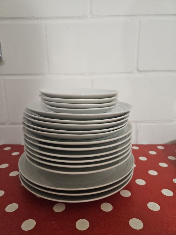 Tellerset | Kaufen auf Ricardo