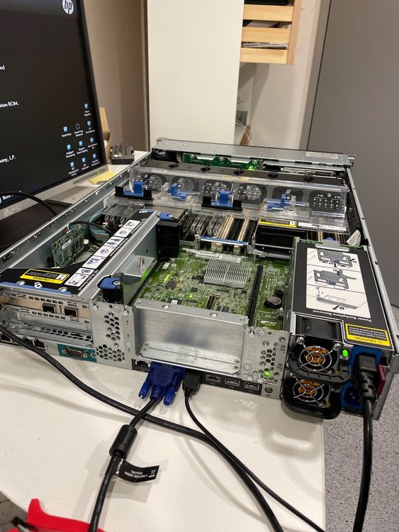 HPE Proliant DL380 Gen8 256GB Ram 1xE5-2630 | Kaufen auf Ricardo