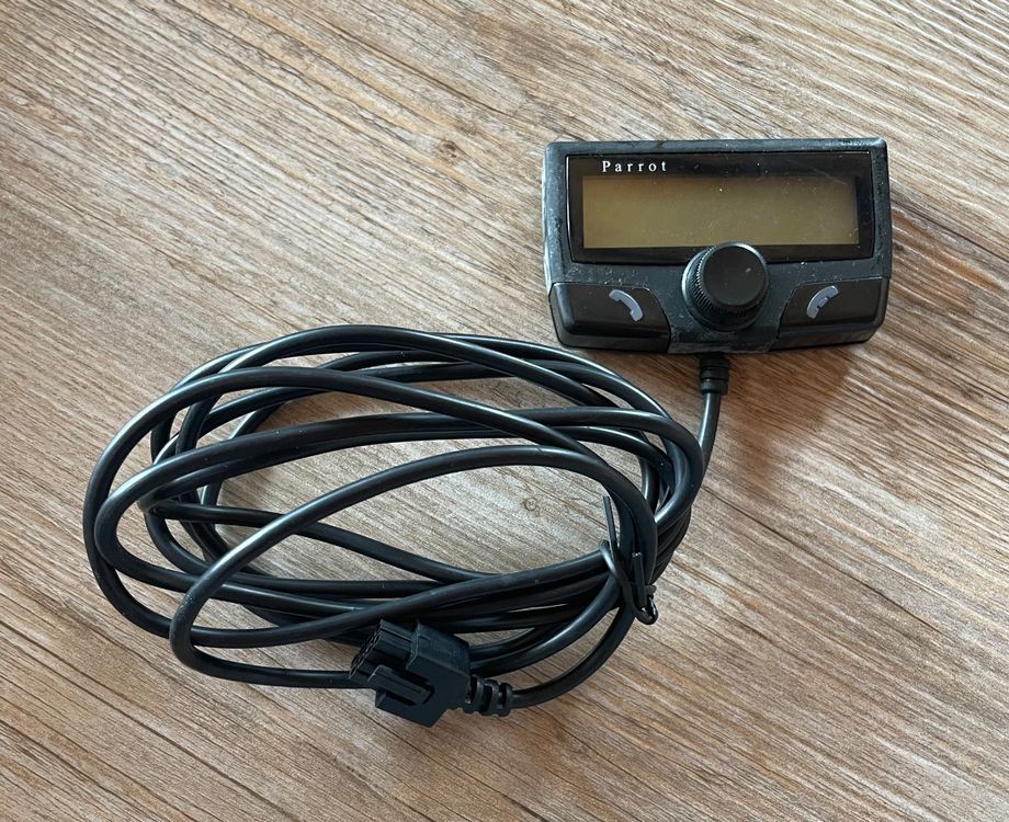 Freisprechanlage Parrot CK 3100 LCD | Kaufen auf Ricardo