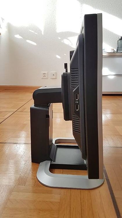 HP LP1965 19-Zoll LCD Monitor inkl. Kabel (Gebraucht) in Muttenz für ...
