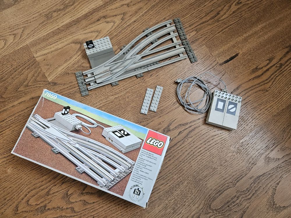 Lego 12V Eisenbahn 7859 Elektronische Weiche (Gebraucht) in Zofingen ...