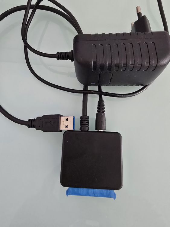 SATA to USB adapter (Neu und originalverpackt) in Winterthur für CHF 10 ...