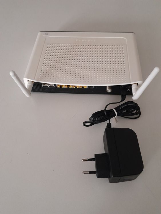 Thomson Router TWG 870 UG UPC WI-FI MODEM | Kaufen auf Ricardo