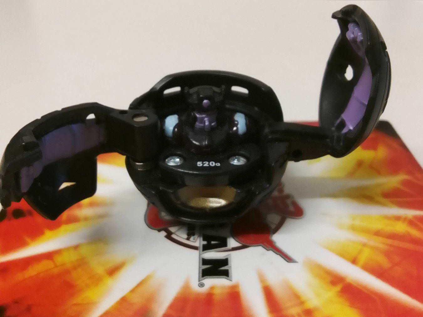 Bakugan Battle Brawlers Gorem Darkus B2 520G RARE (Gebraucht) in Le ...