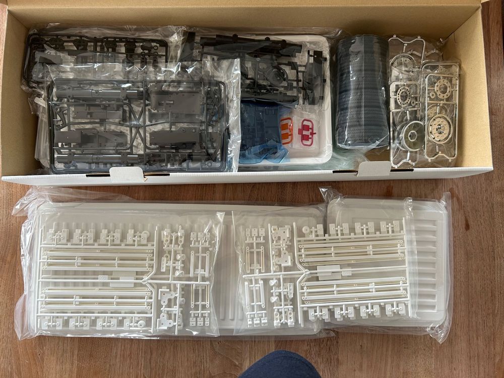 Tamiya 40-Fuss Container Semi-Trailer Bausatz 1:14 Truck (Neu und ...