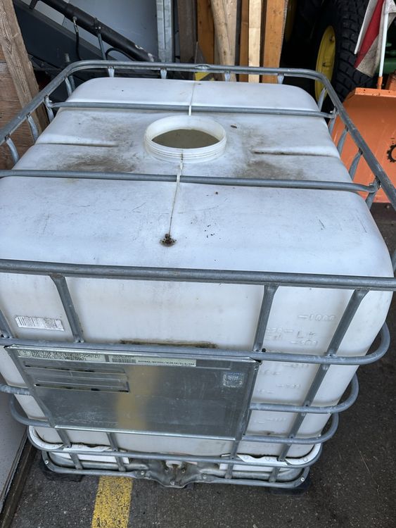 Wassertank 1000 l (Gebraucht) in Dübendorf für CHF 1 – nur Abholung auf ...