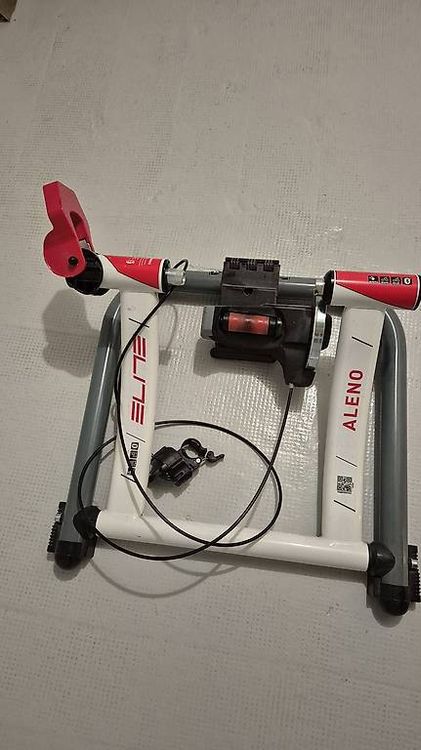 Home trainer Elite aleno (D'occasion) à La Tour-de-Peilz pour CHF 35 ...