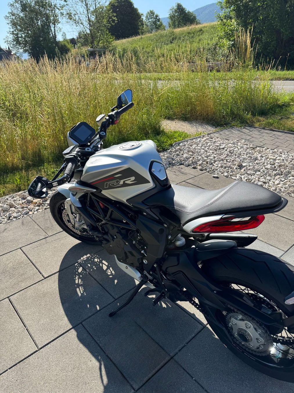 MV Agusta Dragster 800 RR SCS – Top gepflegt, erst 5’400 km (Gebraucht ...