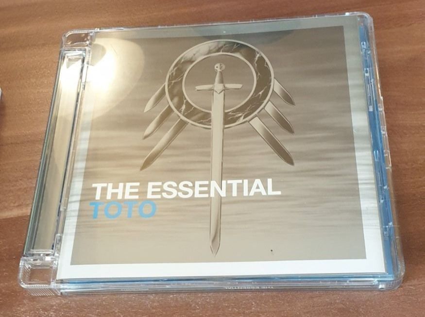 Toto - The Essential (Gebraucht) in Wattenwil für CHF 3.9 – mit ...