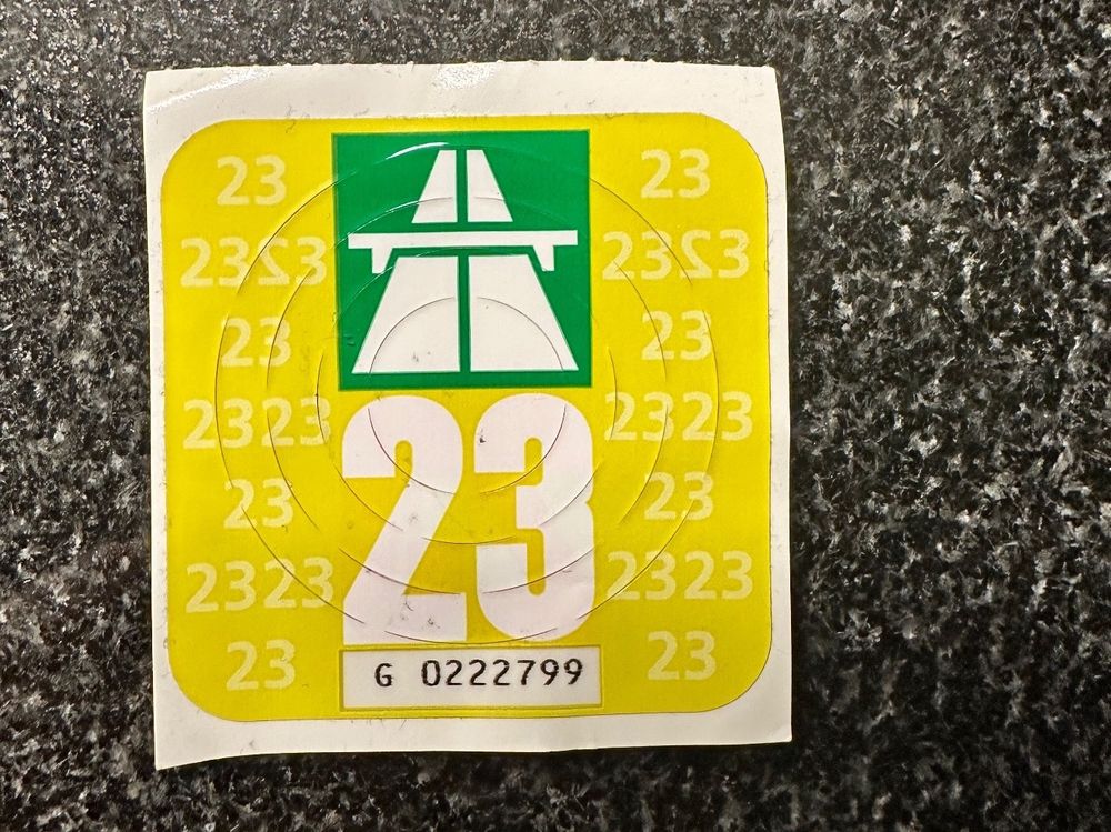 Autobahn Vignette 2023 (Gebraucht) in Allschwil für CHF 38 – mit Lieferung auf Ricardo kaufen